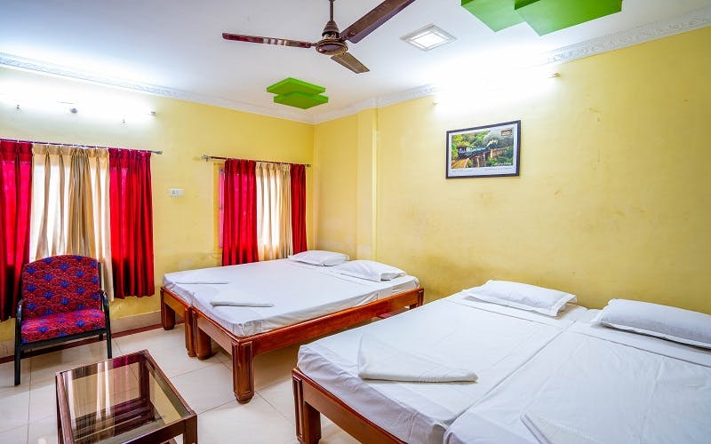 Hogenakkal Hotel Booking – Tamilnadu Angel Tourism Hotel by the Falls